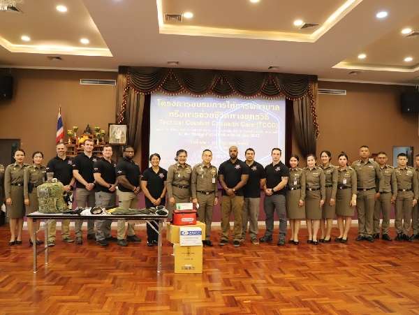 ตชด.จัดอบรมหน่วยแพทย์กู้ชีพ - COP'S Magazine